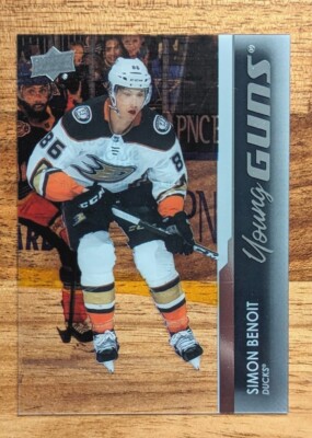 2021 22 Upper Deck Simon Benoit Clear Cut Young Guns Rookie #228 Maple ...