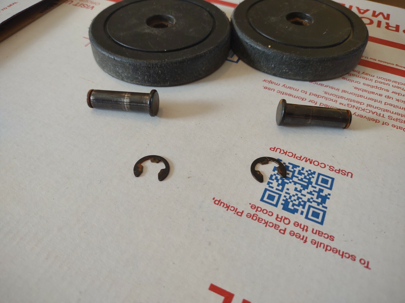 BISSELL 6585 POWERFORCE BAGLESS TURBO REAR WHEELS W/AXLES & E CLIPS | eBay