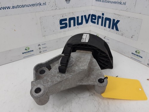 MONTAGE MOTEUR Renault Clio IV (5R) 2016 113752043R / 112844547R ...