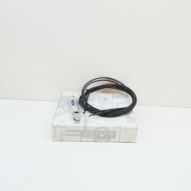 Mercedes-Benz SL R230 Right Lift Hydraulic Cylinder A2308001072 Genuine ...