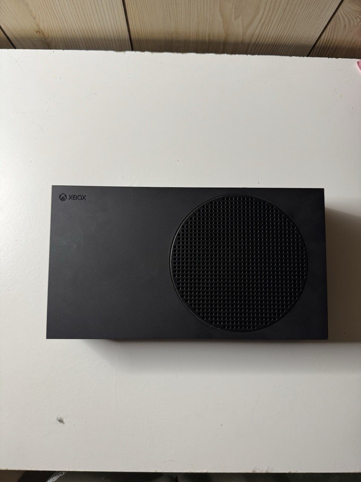 Microsoft Xbox Series S 1TB Video Game Console w/ controller - Carbon ...
