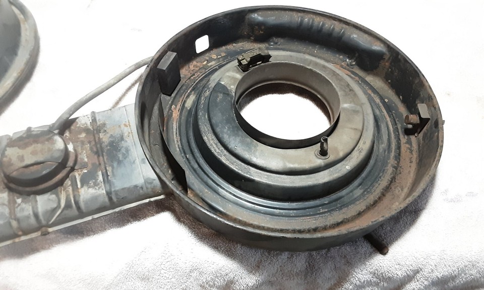 1980-1987 Chevrolet/ GMC Truck 4 Barrel Air Cleaner Carburetor Riser ...