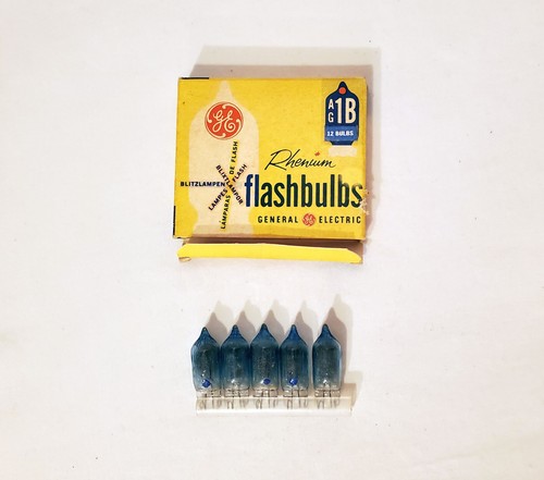 Vintage GE General Electric AG 1B Flash Bulbs - 5 Bulbs Open Box - NOS ...