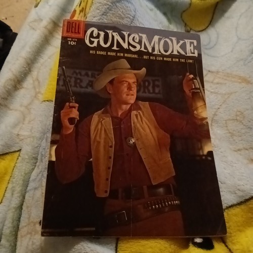 DELL COMICS FOUR COLOR #1 (679) GUNSMOKE 1955 JAMES ARNESS COVER TV ...