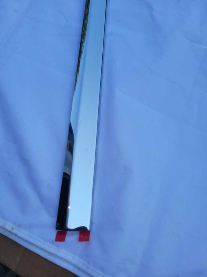 OEM 17-20 For Pacifica Front Door-Lower Molding Trim RH 68228674AB | eBay