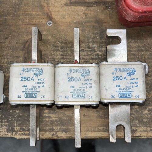 (3)Siba Ultra Rapid 250 amp fuses | eBay