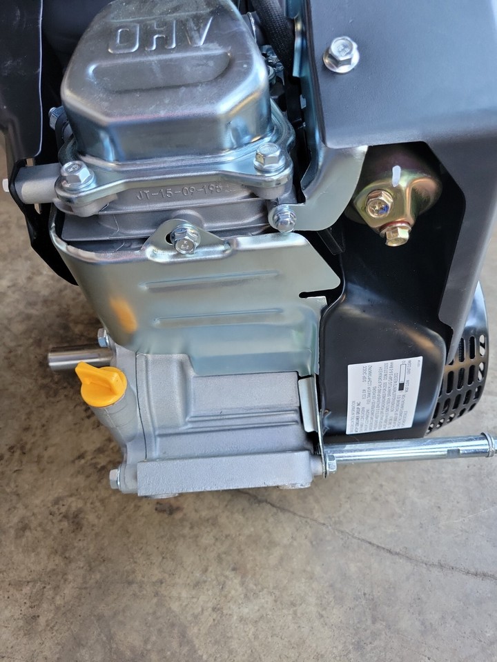 MTD 675-WUB 243cc Electric Start Snow Blower Engine 4 Troybilt Cub ...