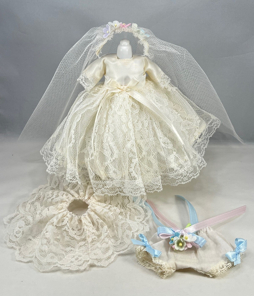 VINTAGE NA Muffie Wedding Gown w-Veil + Slip, Panties & Bouquet NO DOLL ...