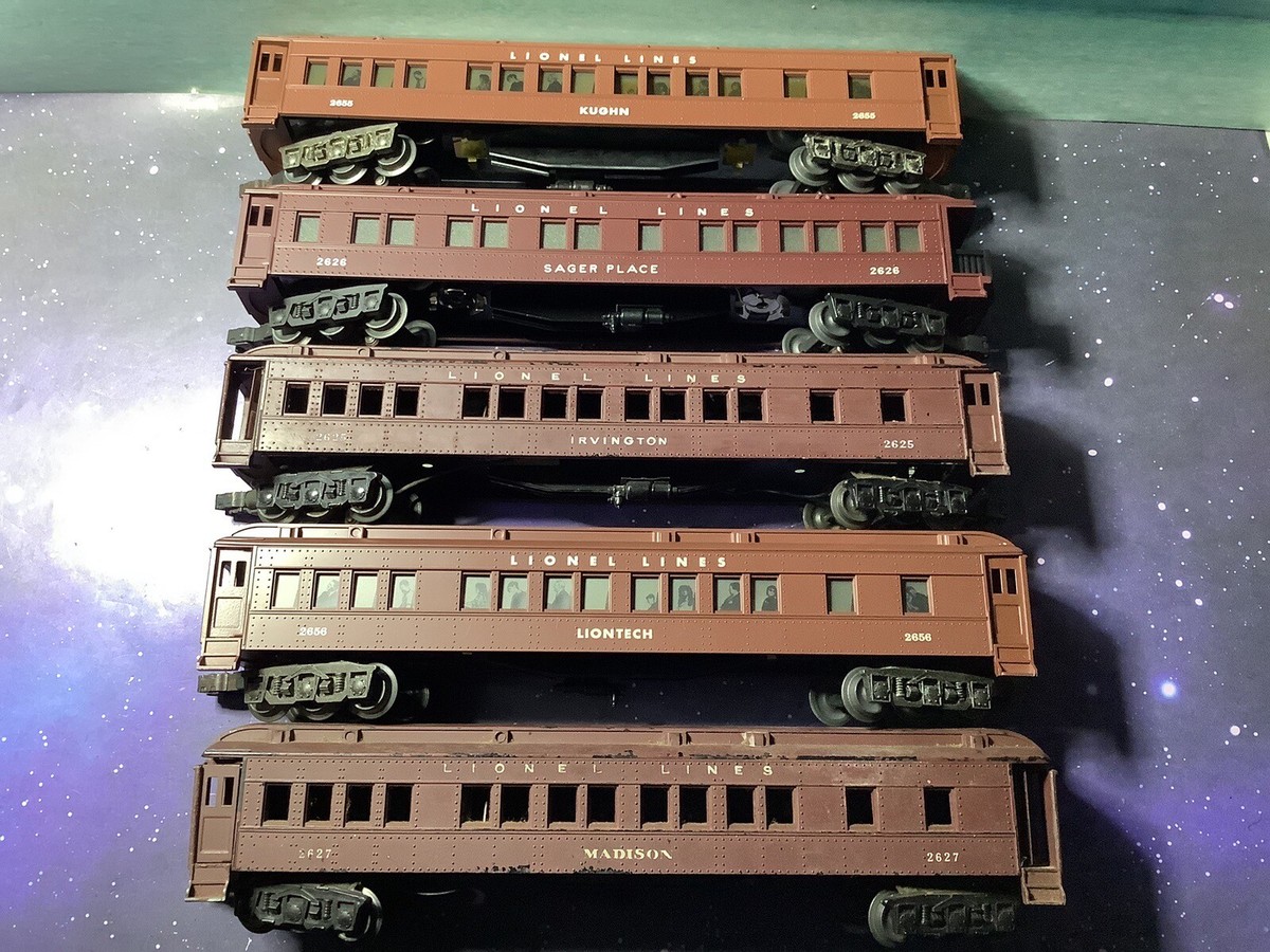 Lionel Madison Passenger Cars Nice Set Of (3) Lionel Prewar 2623