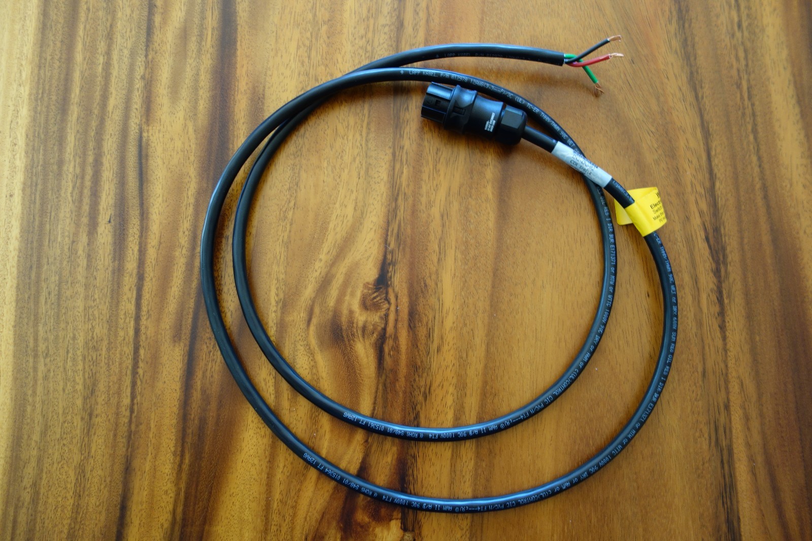 Micro Inverter Enecsys IN2-DC-02, 2-Meter AC Grid Connection Cable for ...