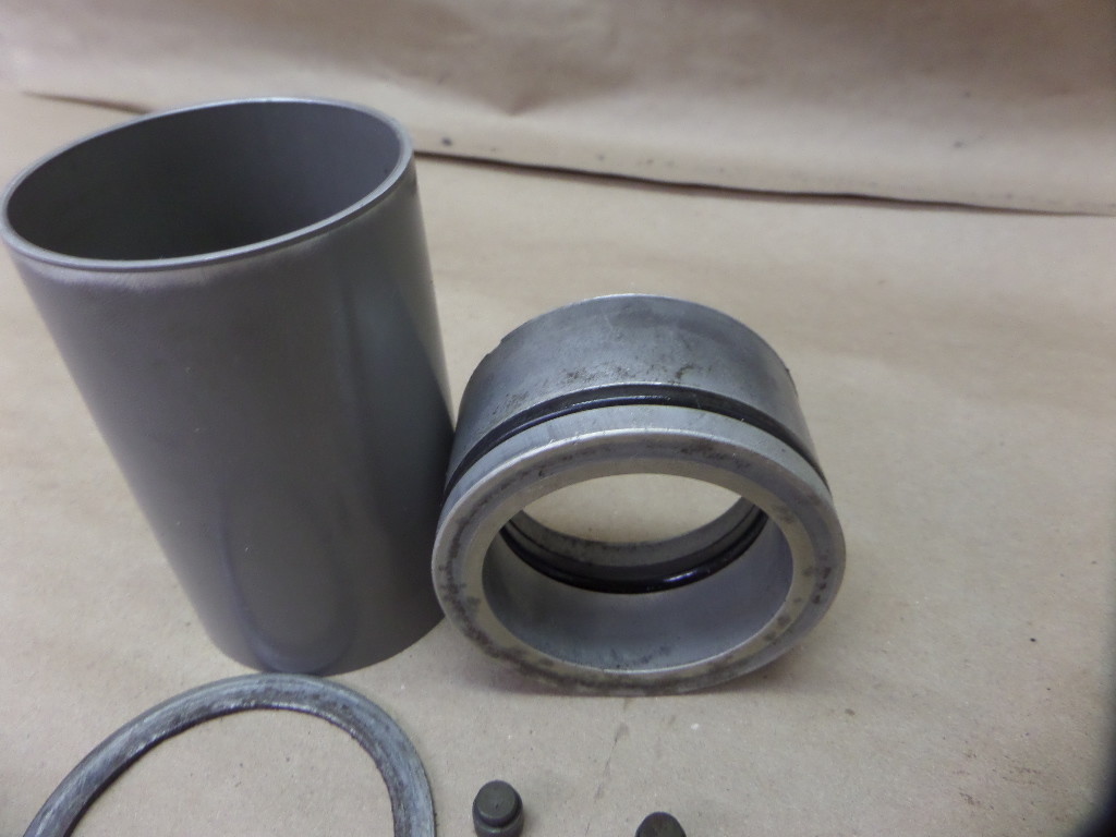 PIPER PA-23 APACHE AZTEC LANDING GEAR INTERNAL PARTS RETAINING ANELLO B ...