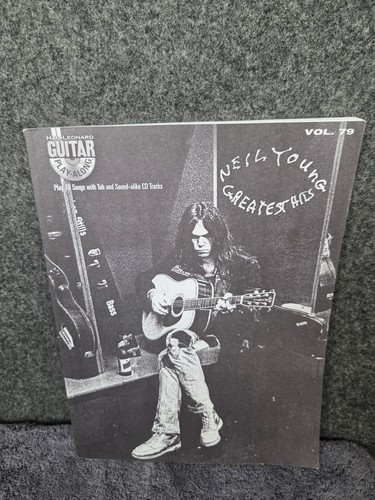 Neil Young Greatest Hits Uitar Play Along 2 CD's Vol. 79 9781423429524 ...