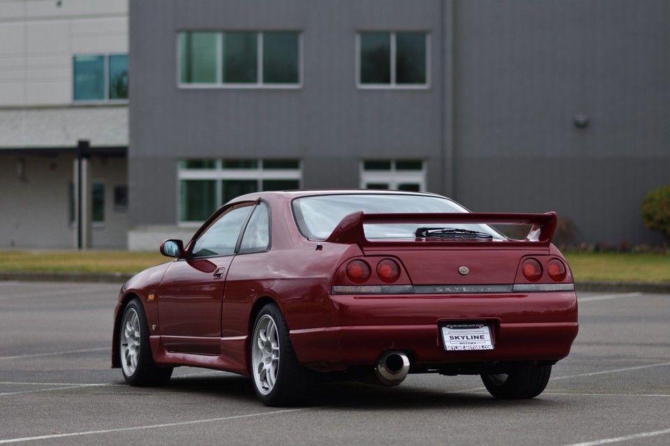 1993 Nissan GT-R R33 GTS-T w/R34 GT-R Front End | eBay