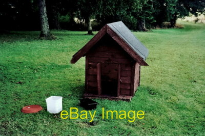 Photo 6x4 Castledaly Manor - Doghouse A dog "Bess" said to be about 21 ...