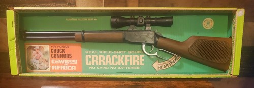 1966 "COWBOY IN AFRICA" Chuck Connors MATTEL "CRACKFIRE RIFLE" Unused ...