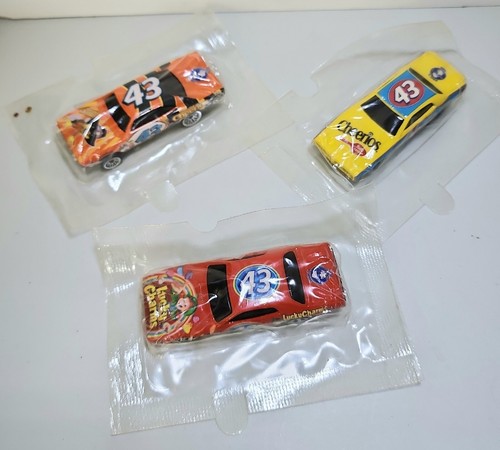 3 Hot Wheels #43 Cheerios Salute To Richard Petty 1:64 Scale Diecast ...