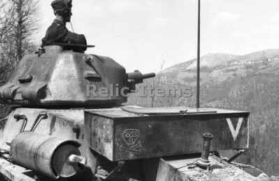 WW2 Picture Photo Close-up of the German Panzerkampfwagen tank turret ...