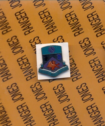 US Army 1st Information Operations Bn IO crest DUI badge cb clutchback ...