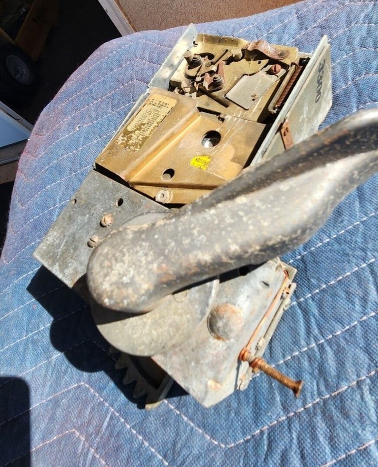 Vendorlator VMC 27 33 72 Coin Mech Mechanism Vending Machine | eBay