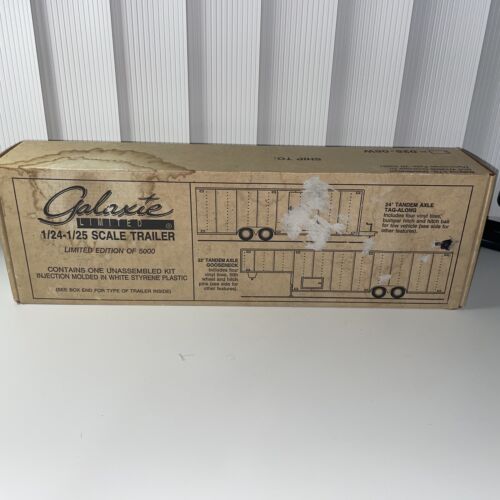 Galaxie Limited 1/24-1/25 Scale 24' Tandem Axle Tag-Along Enclosed ...