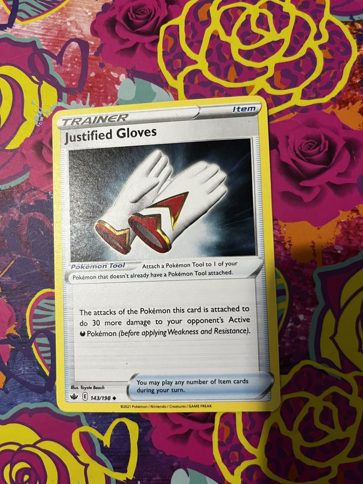 Pokémon TCG Justified Gloves - Chilling Reign - 143/198 - Regular ...