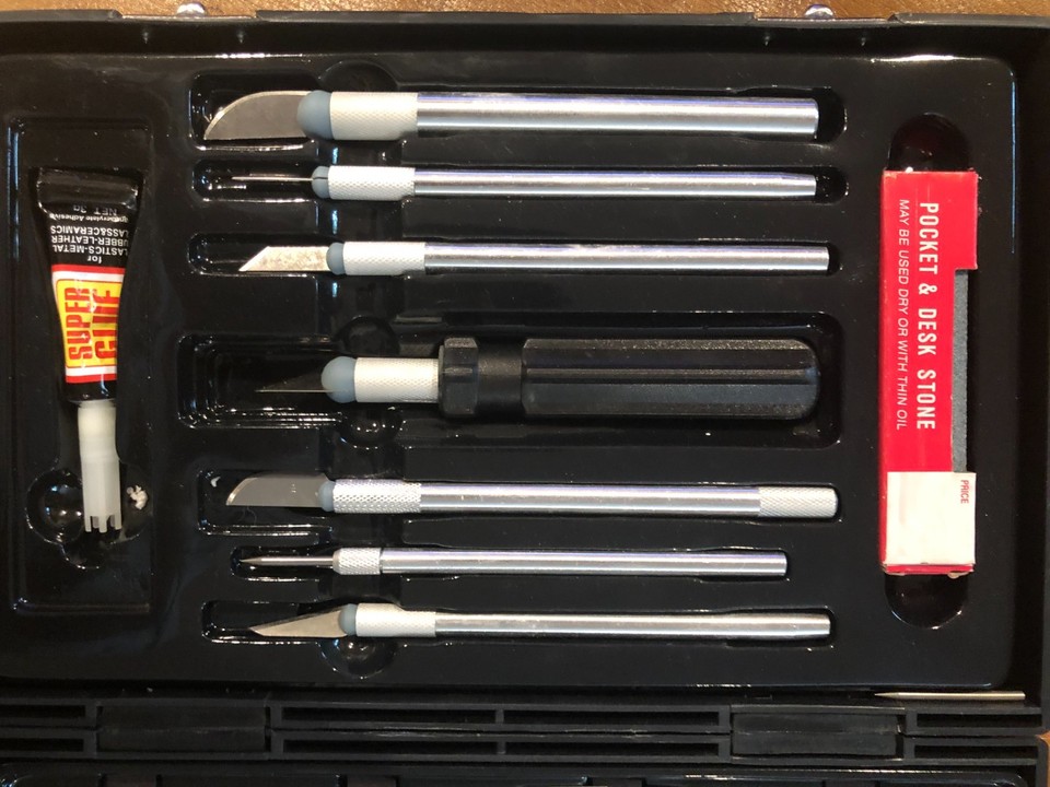 DELUXE CUTTING KNIFE SET WITH CASE - 44 Piece Precision Hobby Knife Set ...