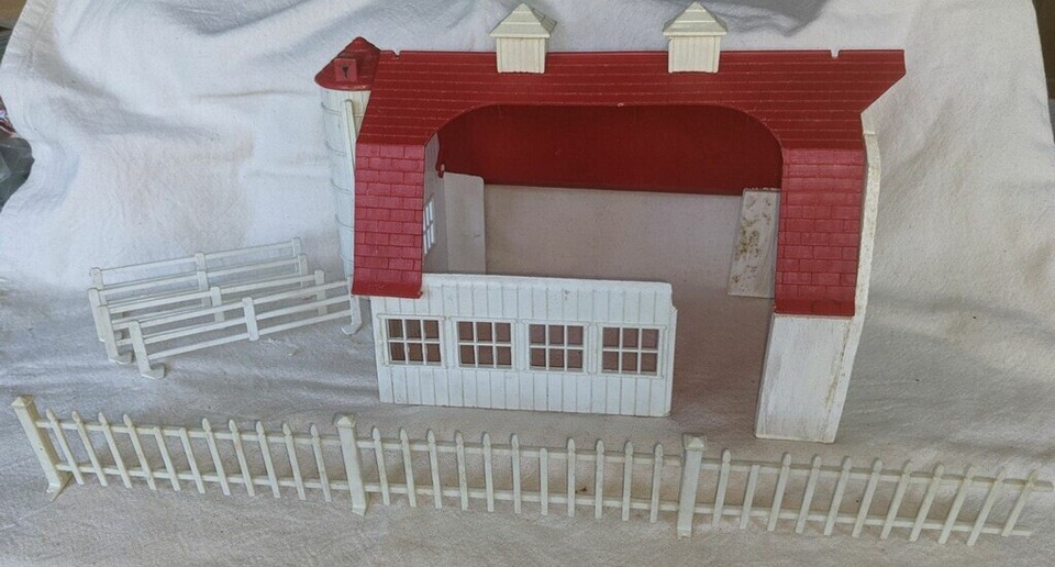 1950’s Marx Farm Play Set Barn with Silo and Fence sections | eBay