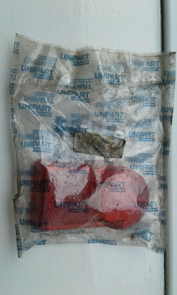 Minivan /Countryman red light lens, genuine Lucas L657 in Unipart ...