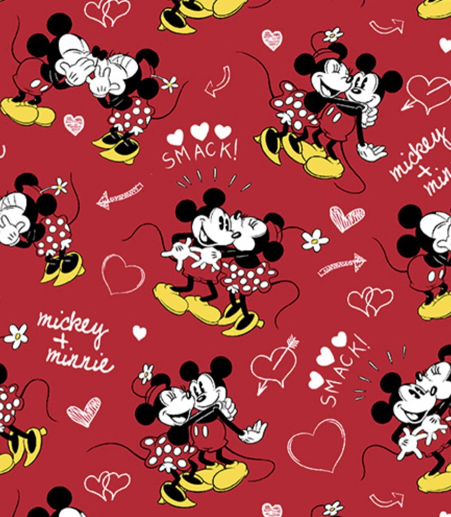 Mickey And Minnie Mouse Kissing Wallpaper