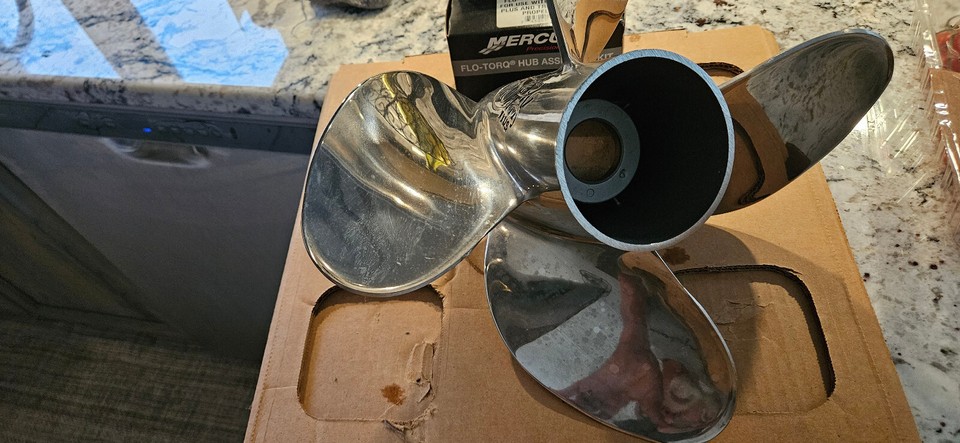 Mercury Trophy Plus Propeller Stainless 4 Blade 135 to 275 hp | eBay