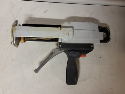 Guns & Dispensers - Mixpac Dm200