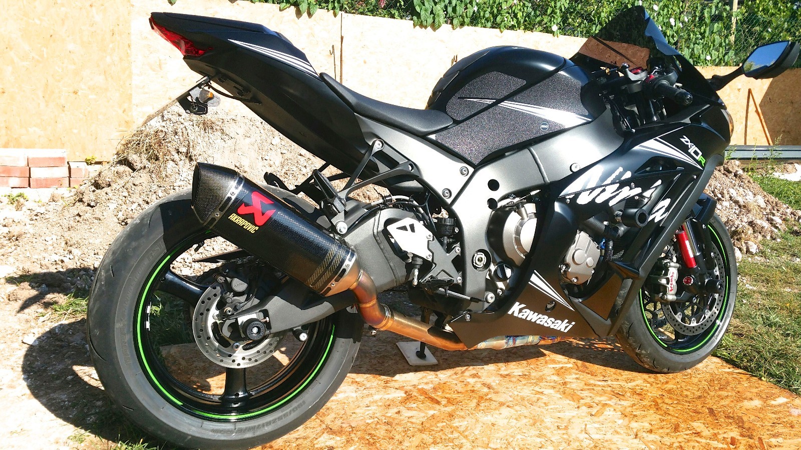 KAWASAKI ZX10R 2016-2022 CRASH PROTECTION KIT PUCKS KNOBS SLIDERS PADS ...