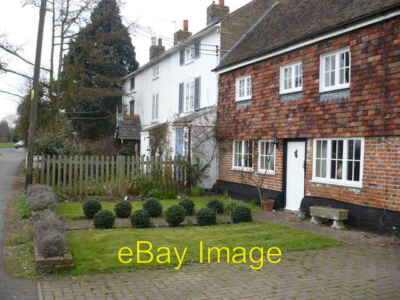 Photo 6x4 Cottages on Rodmersham Green Sittingbourne c2008 | eBay UK
