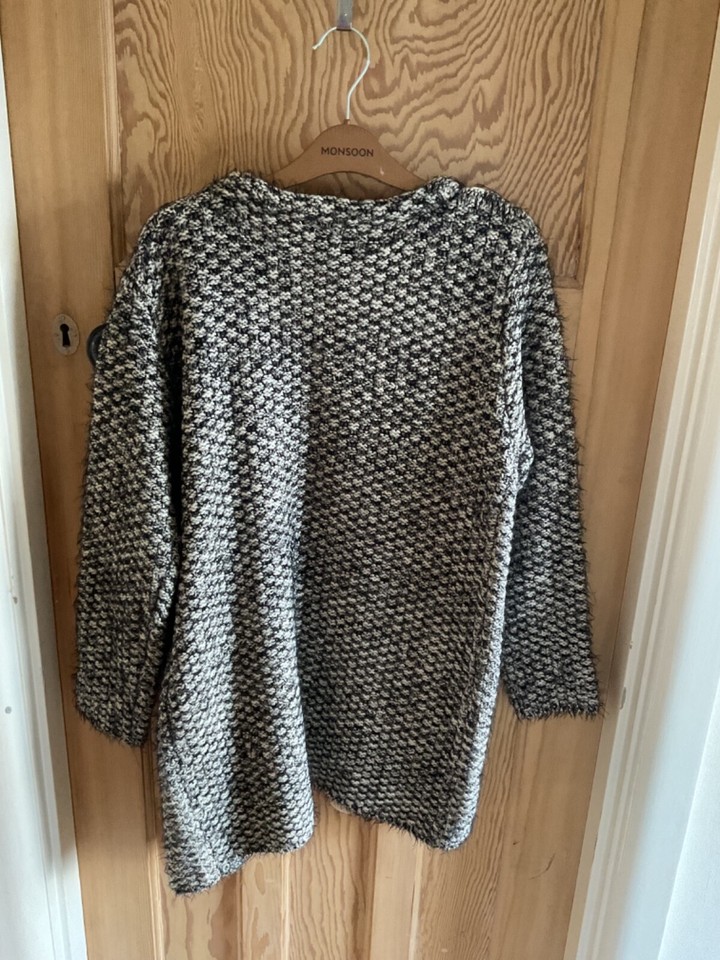 Sweewe Paris Edge To Edge Cardigan Size Small 39 Inch Bust - Worn Twice ...