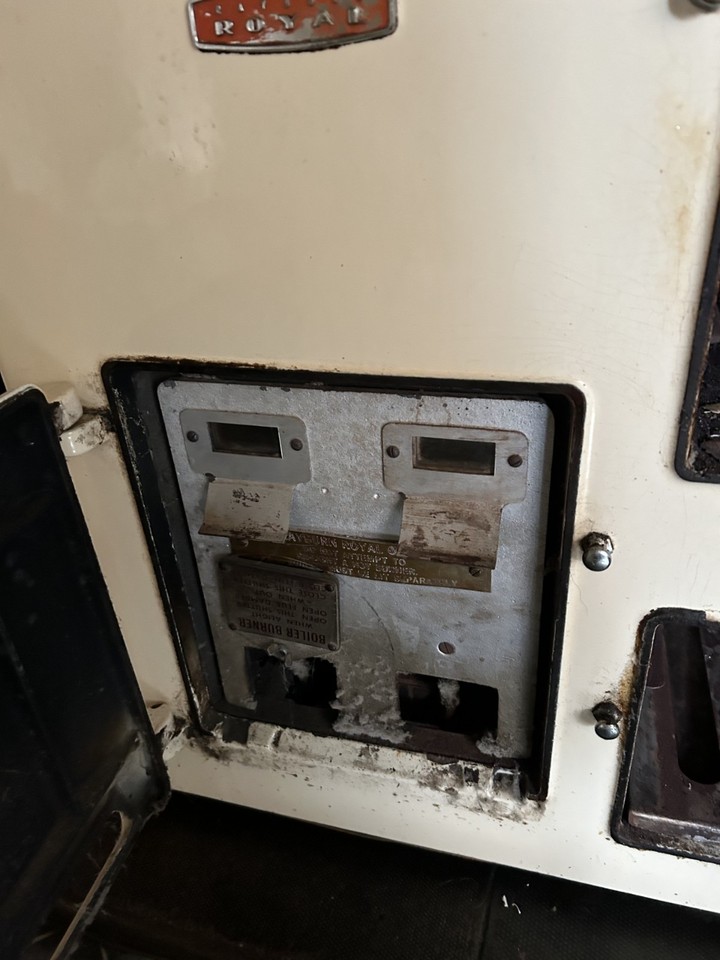 Rayburn Royal OF22 Oil Fired Range Cooker / Boiler | eBay UK