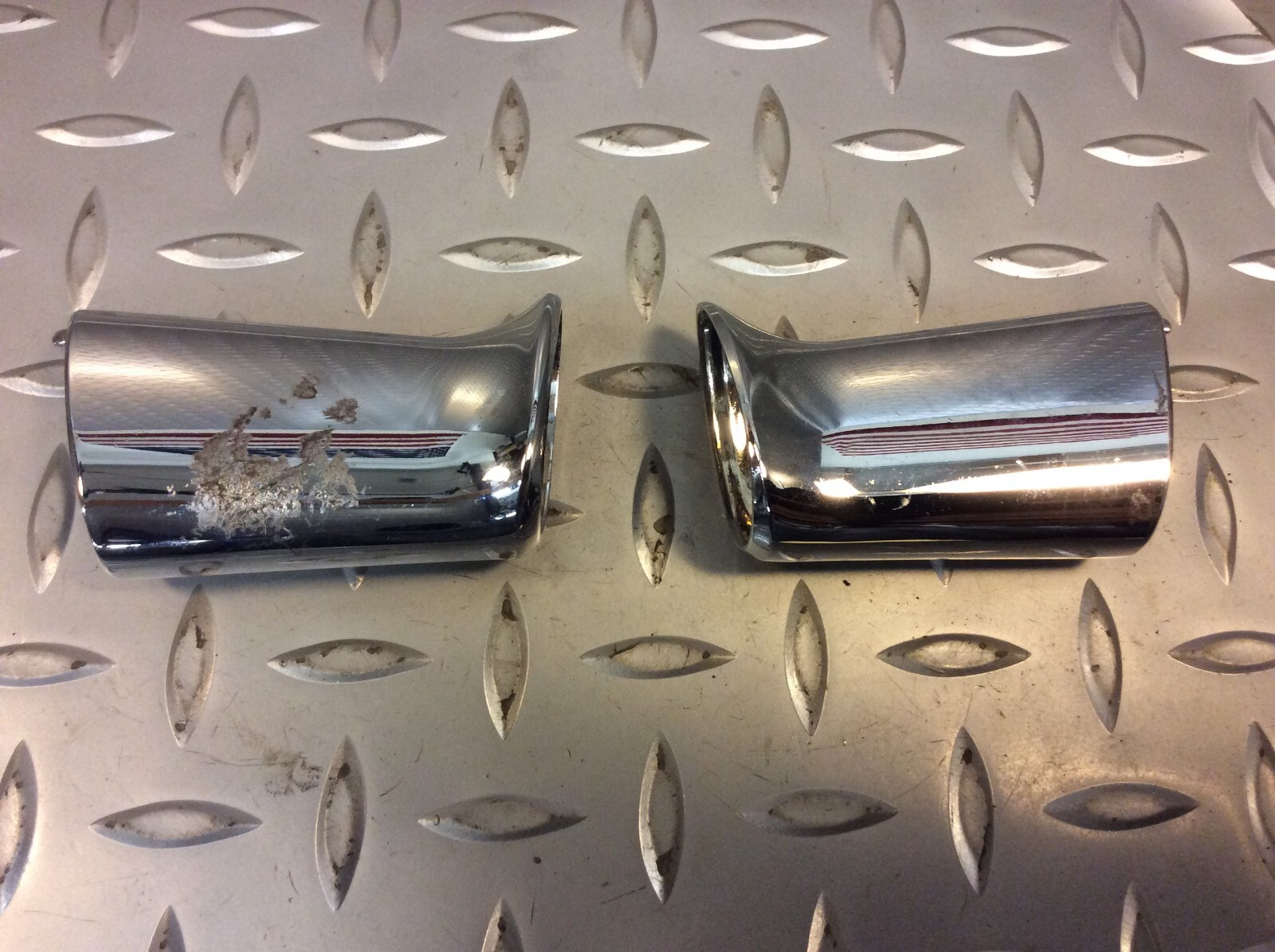 02-20 Harley Davidson Sportster Softail Dyna Rear Turn Signal Bracket ...