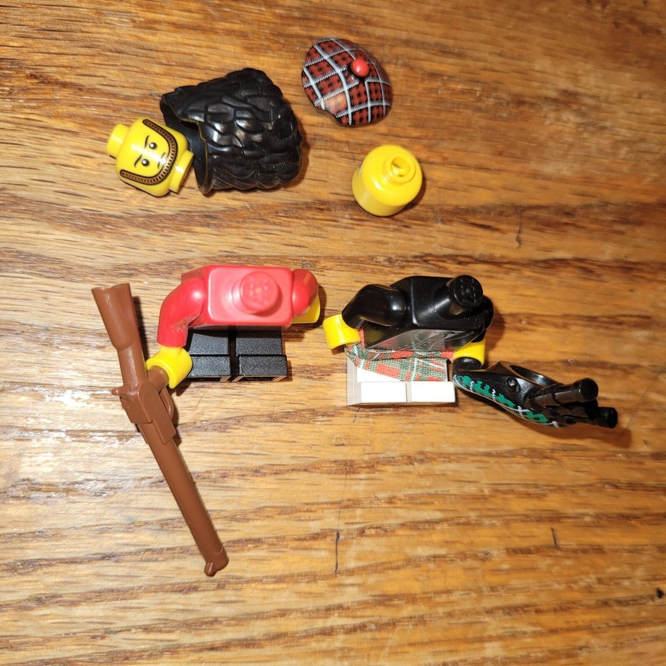 Lego English Royal Gaurd / Scottish Bag Piper Mini Figures | eBay