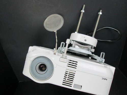 NEC VT695 LCD Projector with Ceiling Mount Home Theater School Office ...