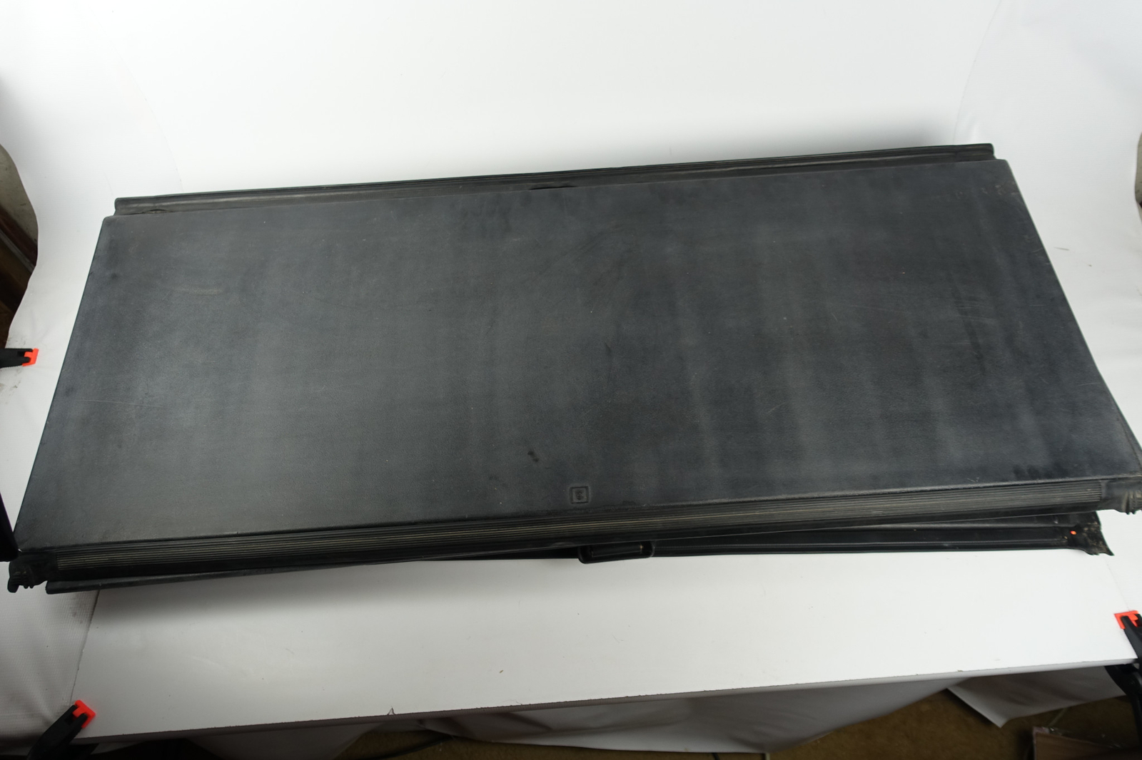 2003 2004 2005 2006 Chevy Avalanche Tonneau Bed Cover 3 Piece OEM Black ...