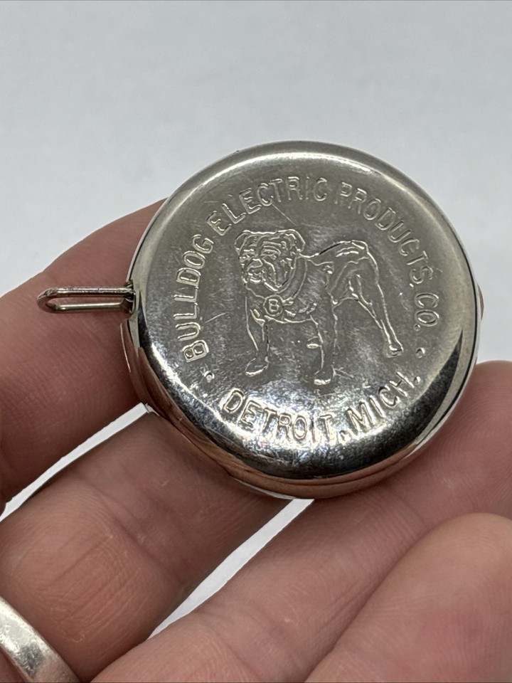 Vintage push-button retractable tape measure 1/8 , 1/4 Scale Bulldog ...
