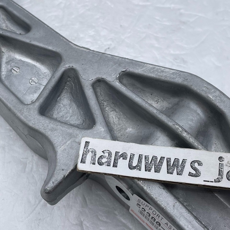 2004-2010 Toyota Sienna Rear Differential Forward Support | 5238045030 ...