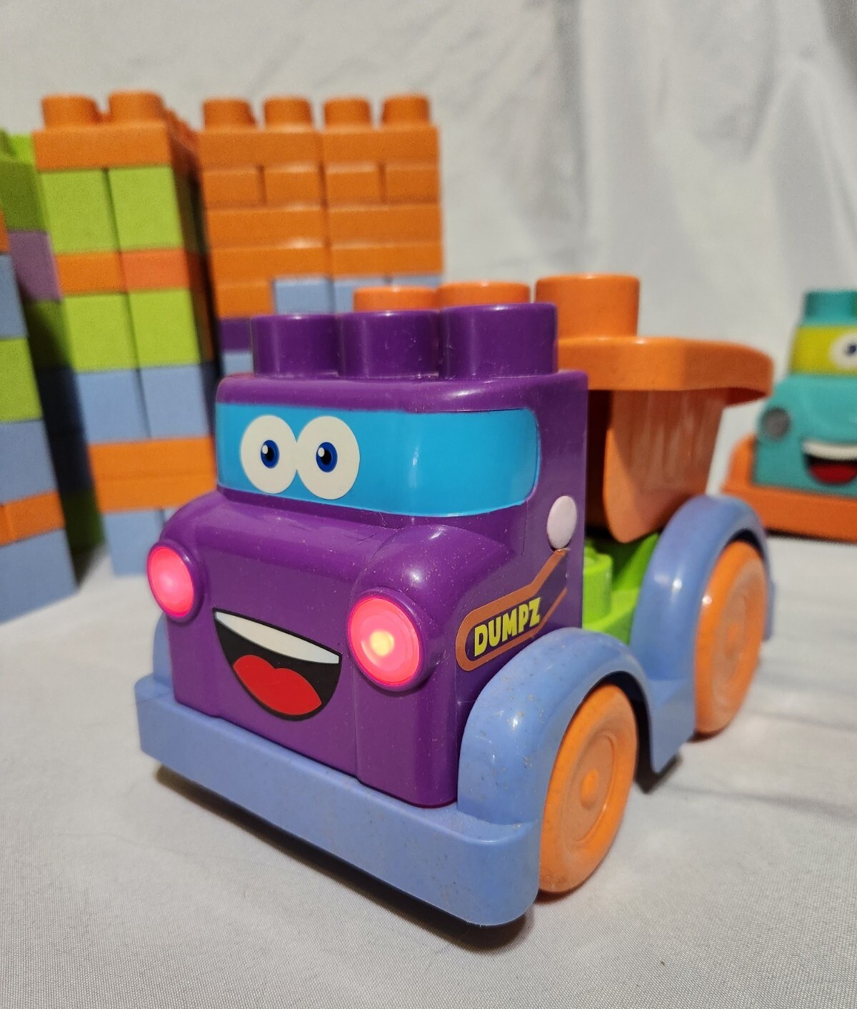 Roo Crew Eco Wood 2.0 Blocks & Truck Lot | Over 10lbs Of Blocks | Mega ...
