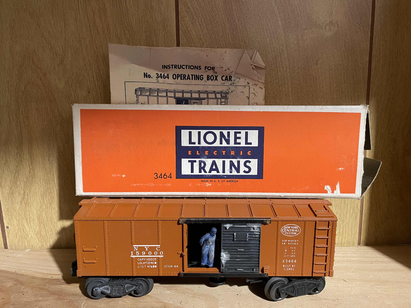 Lionel Postwar 3464 Boxcar NYC 159000 - With Original Box & Instruction ...