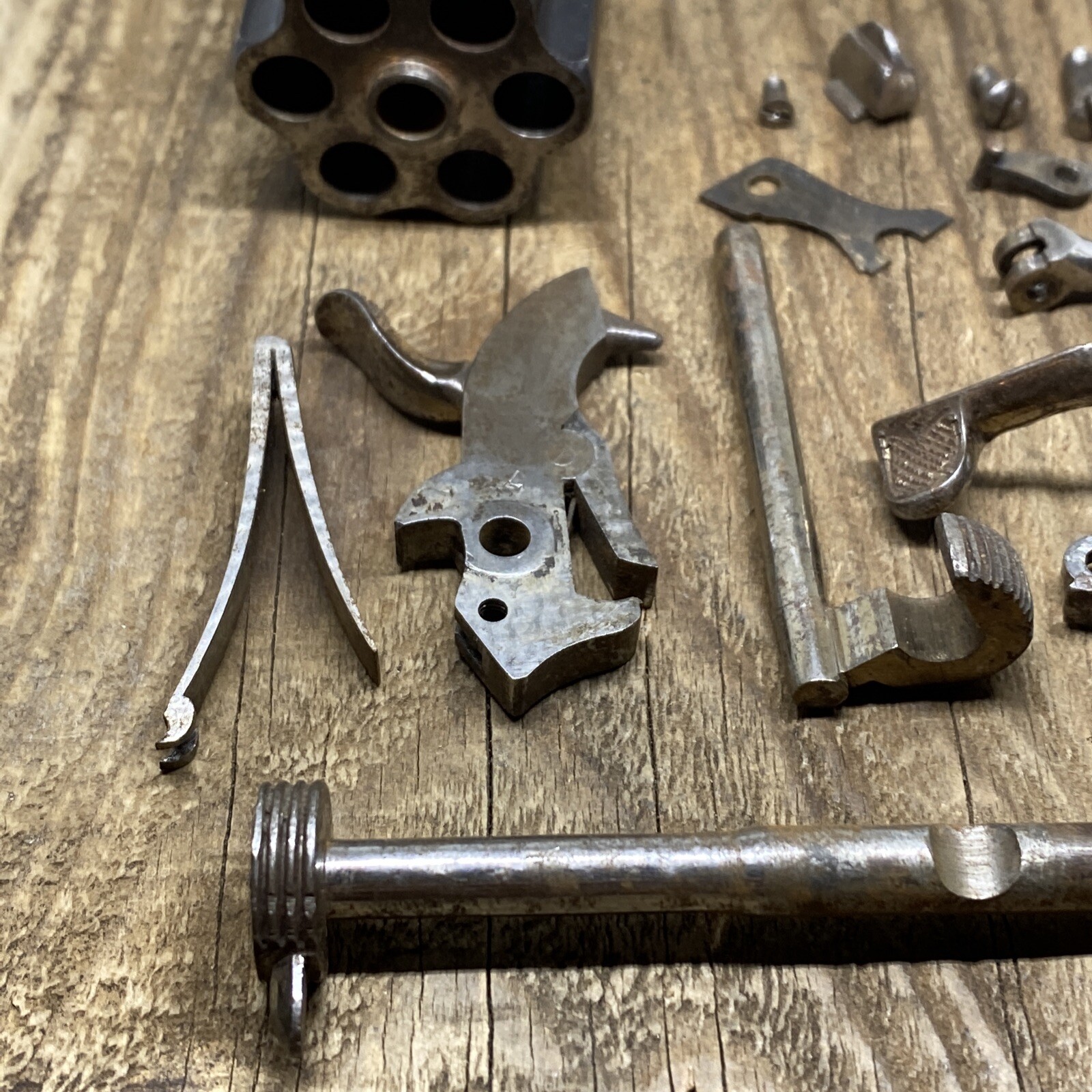 Antique Acier Fondu Revolver European Pistol Parts, Cylinder Hammer ...