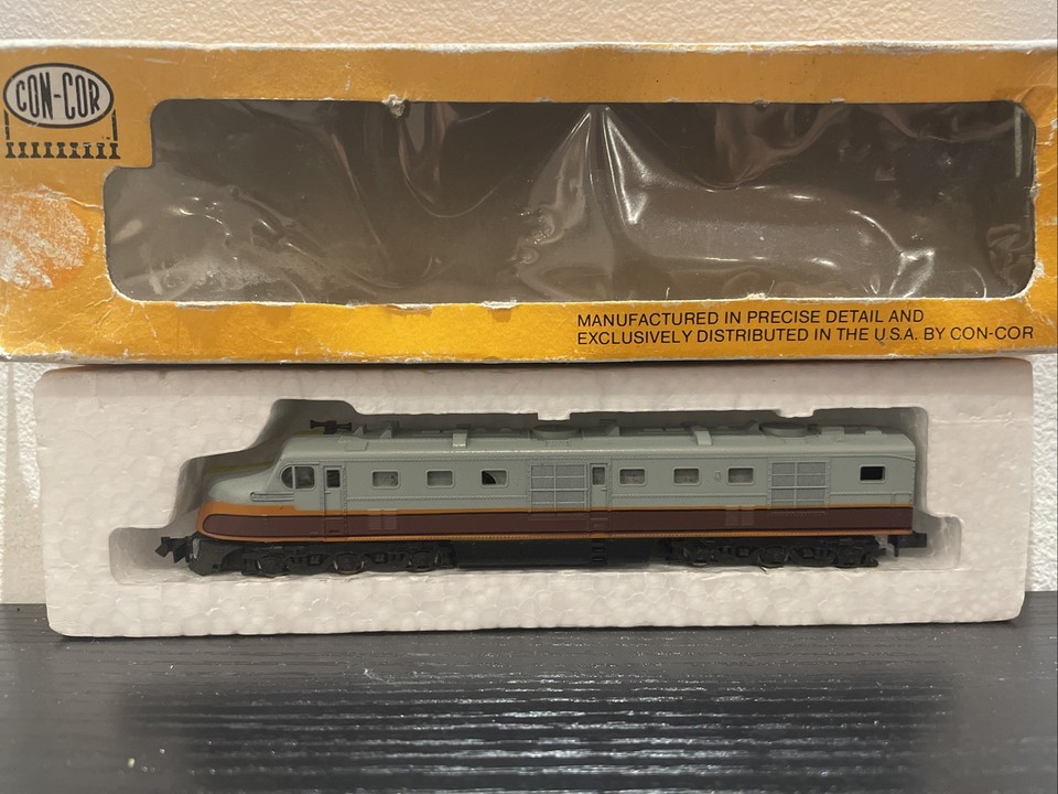 CON-COR POWERED D109 UNDECORATED ENGINE LOCOMOTIVE N SCALE LIKE NEW | eBay