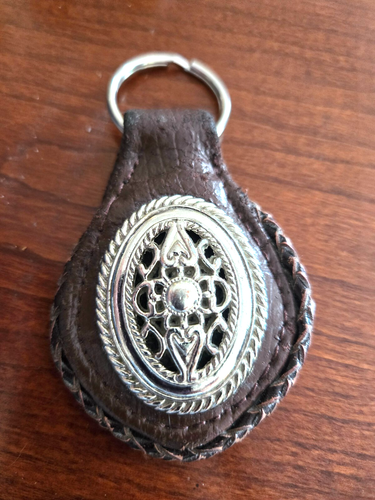 BRIGHTON TWO TONE BROWN LEATHER AND SILVER KEY CHAIN | eBay