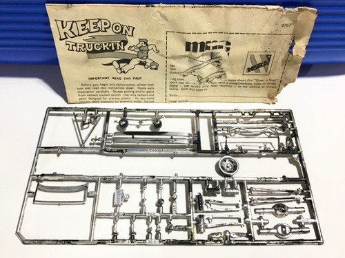 MODEL CAR PARTS VINTAGE MPC FORD DELIVERY KEEP ON TRUCKIN Junkyard ...