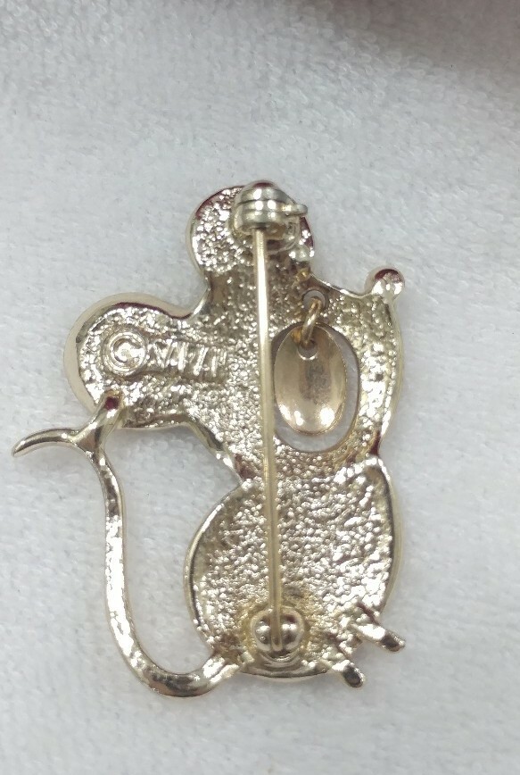 Sarah brooch pin mouse rat rodent animal gold tone dangle charm eye | eBay