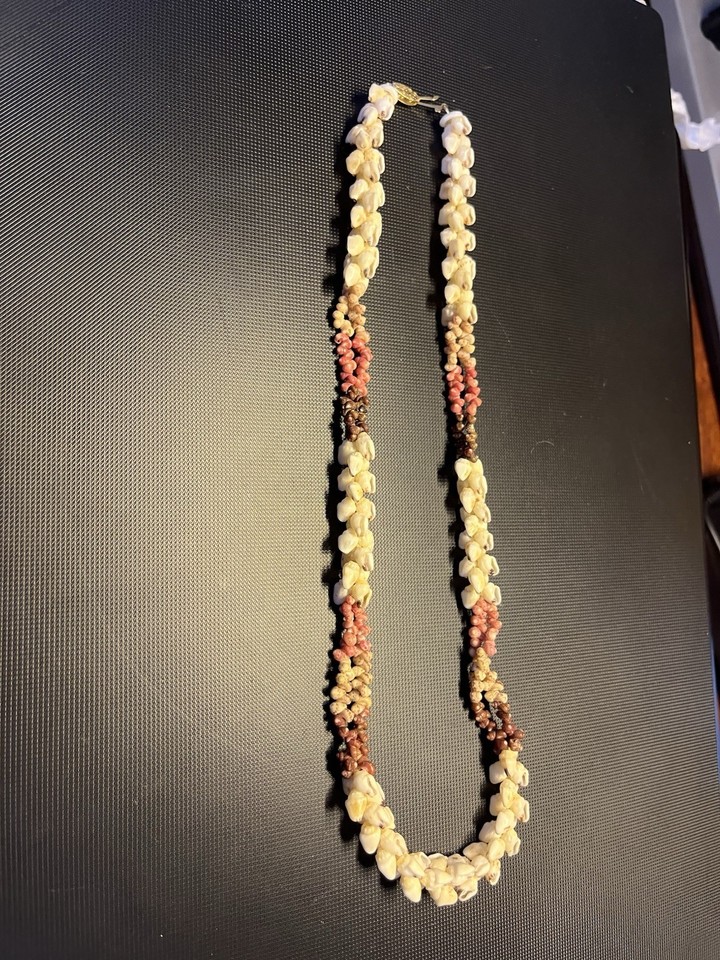 Ni’ihau Kipona Pikake Kui Pololei Shell Lei Momi & Kahelelani Shells | eBay