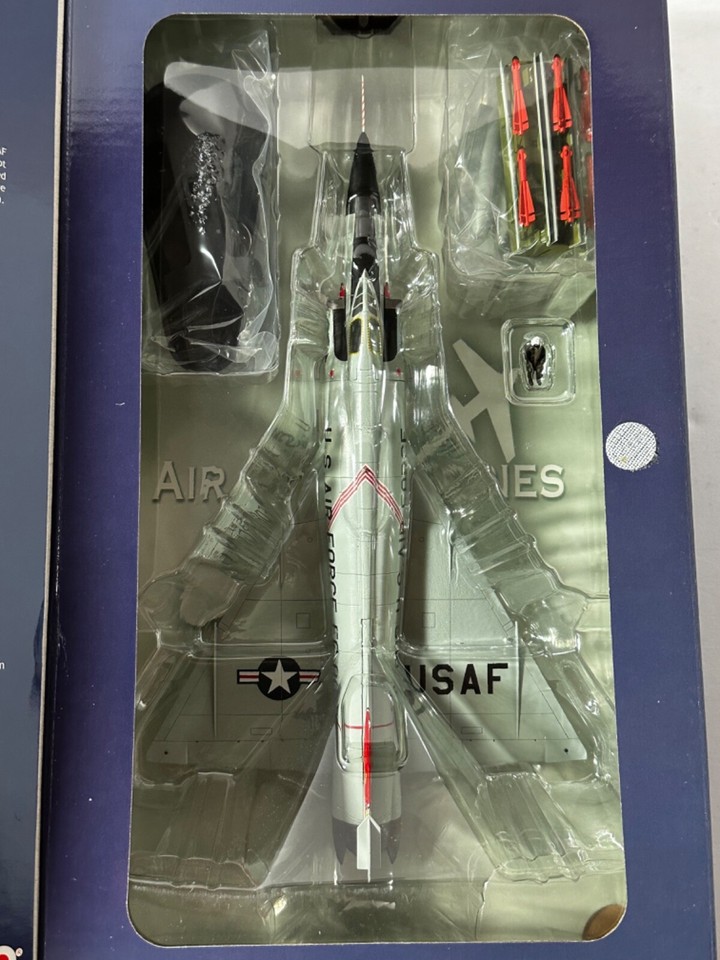 RARE Hobby Master HA3105 1/72 F-102A 431st FIS Red Devils Zaragoza AB ...